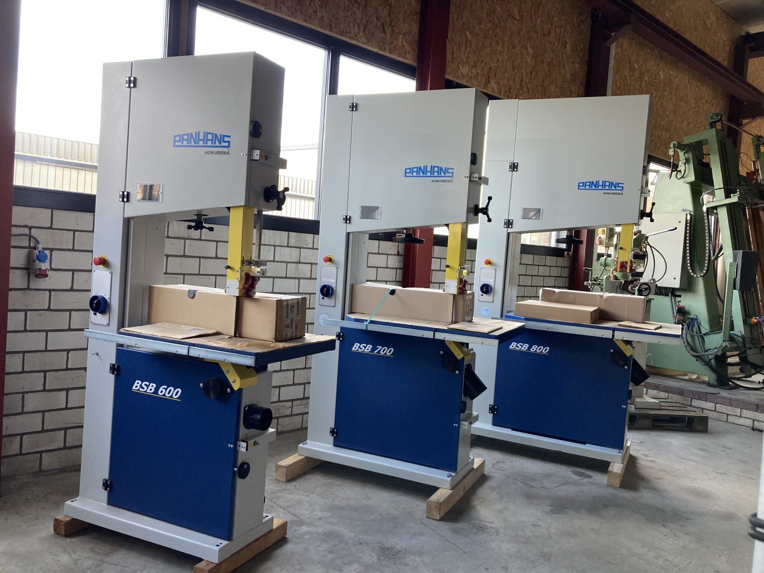 In de showroom: Lintzagen Panhans BSB - Tijhuis Houtbewerkingsmachines